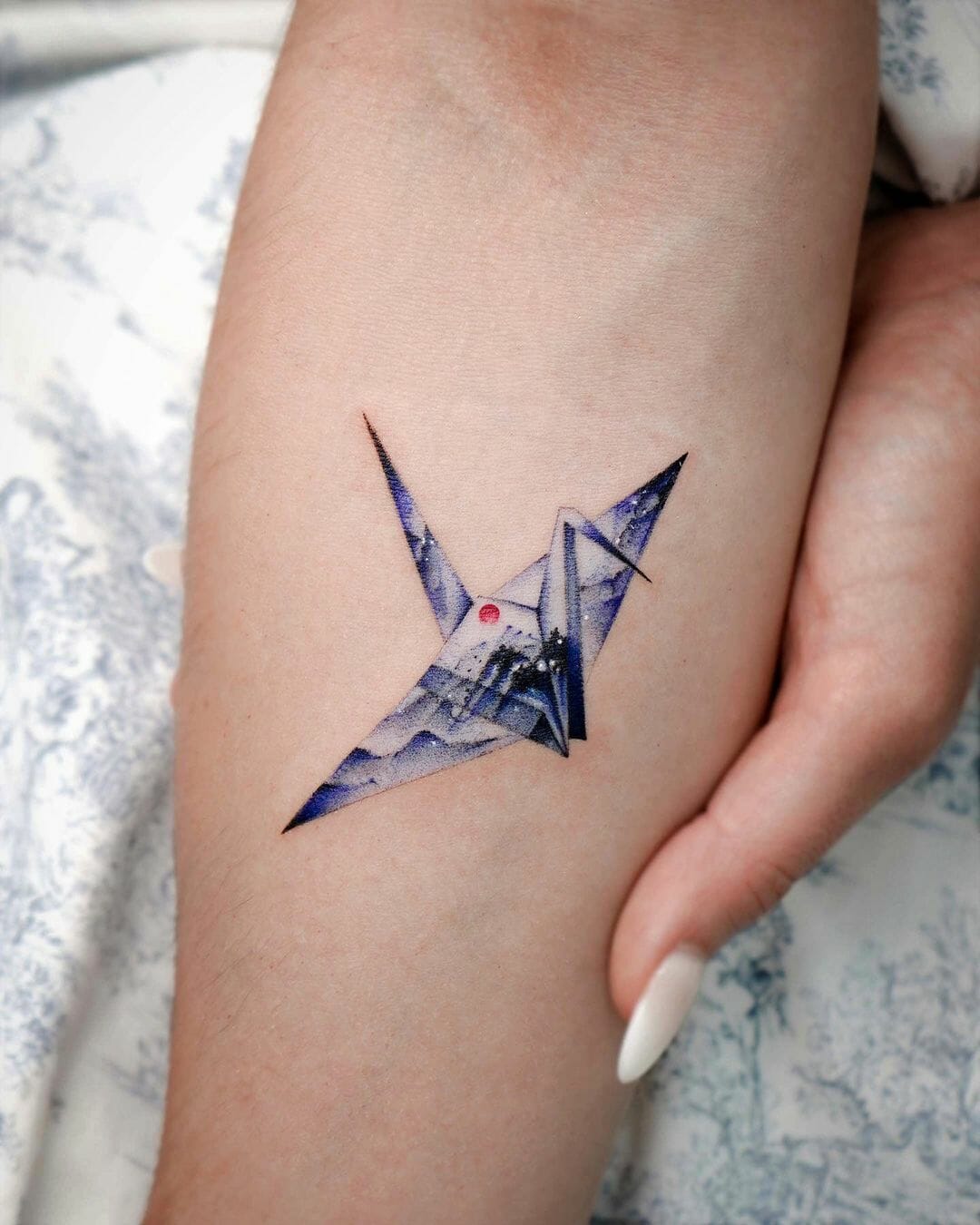 31 Paper Crane Tattoos Meanings – Symbolic Representations Of Hope ...