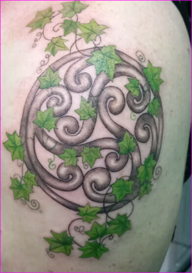 15 Triskele Tattoo Art Designs That Embrace the Power of Celtic ...