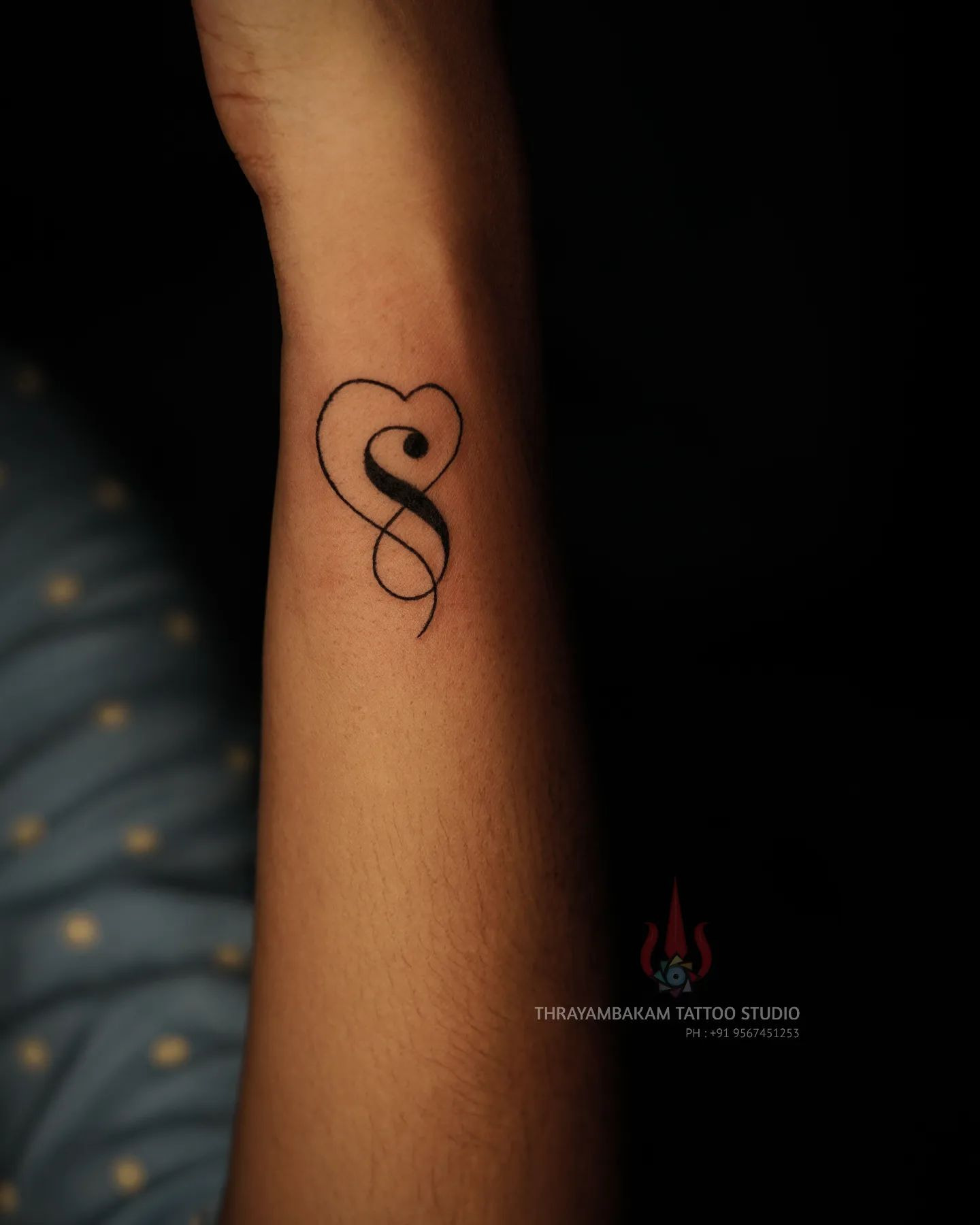 56 S Tattoos for Timeless Style – Symbolic Synergy - Psycho Tats